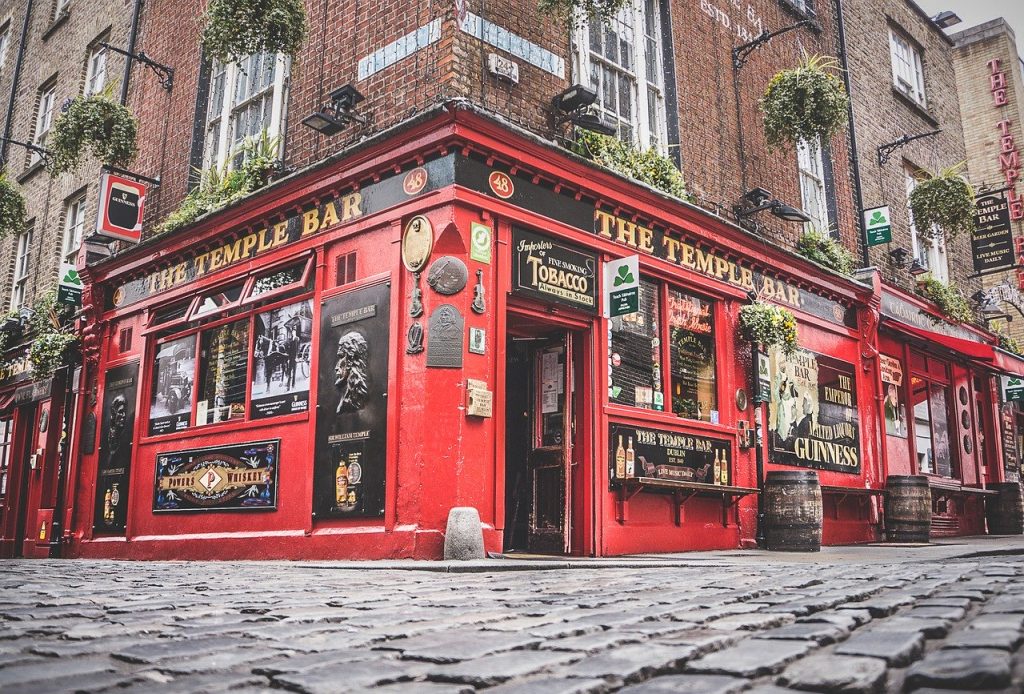 Why Is The Temple Bar In Dublin Famous?